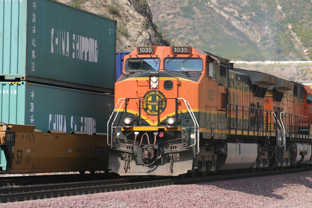 BNSF 1035 at Swarthout
